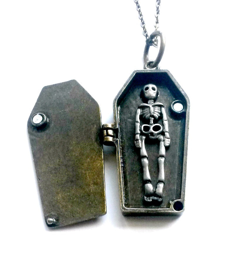 Steampunk Coffin Locket – Aunt Matilda's Steampunk Trunk